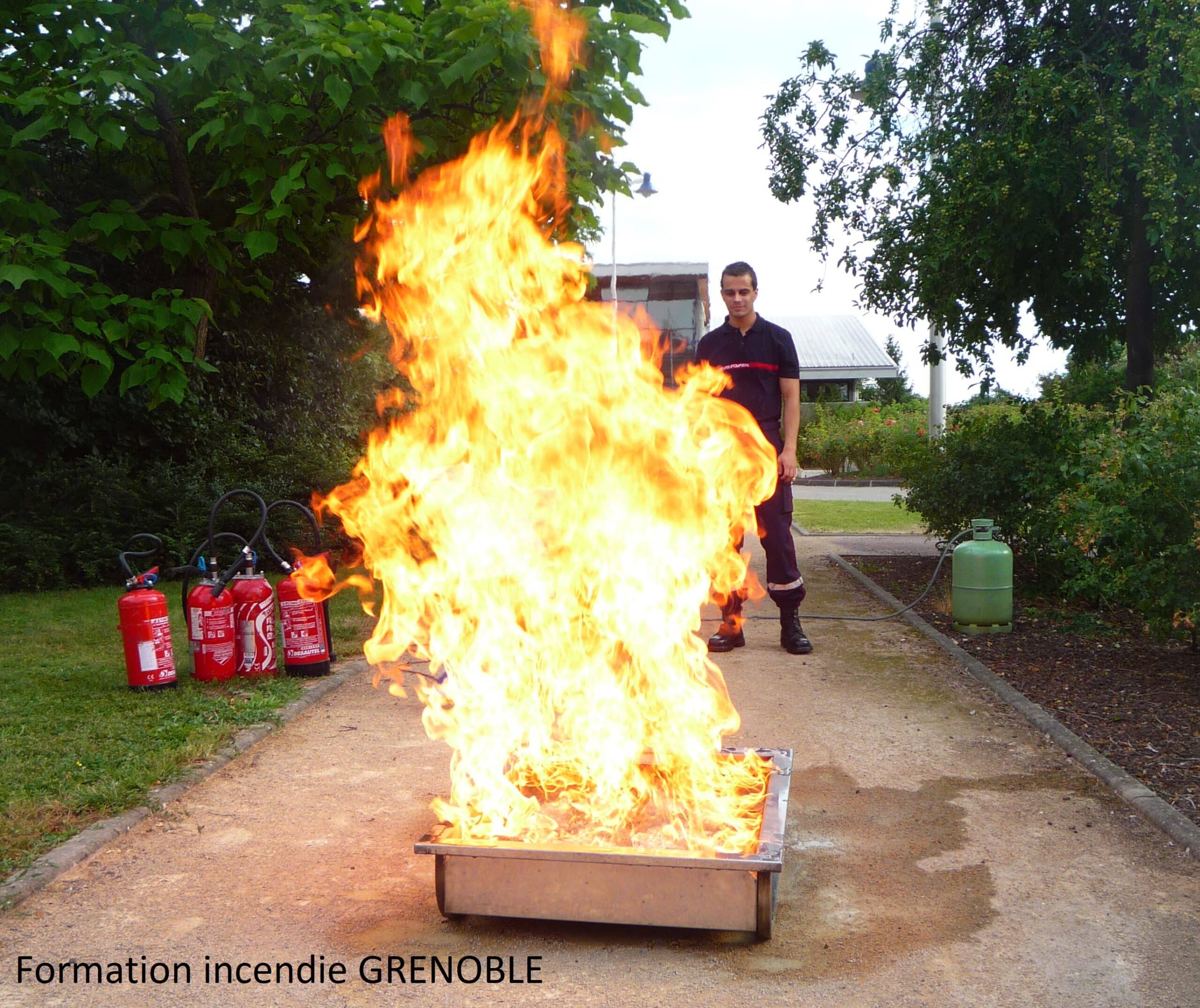 Formation incendie à Grenoble - Centre de formation ALERTIS