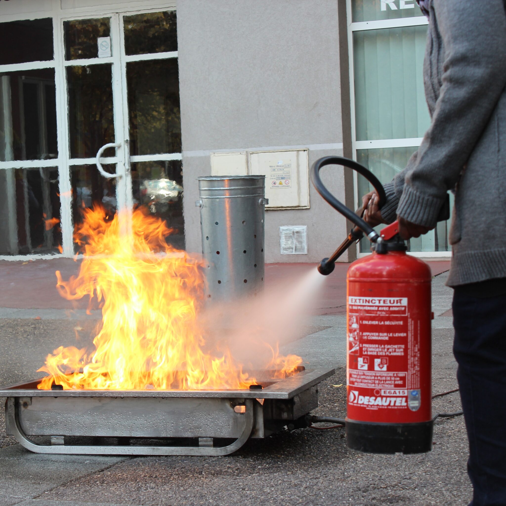 Article R4227-39 du Code du travail : Obligation de formation incendie ...